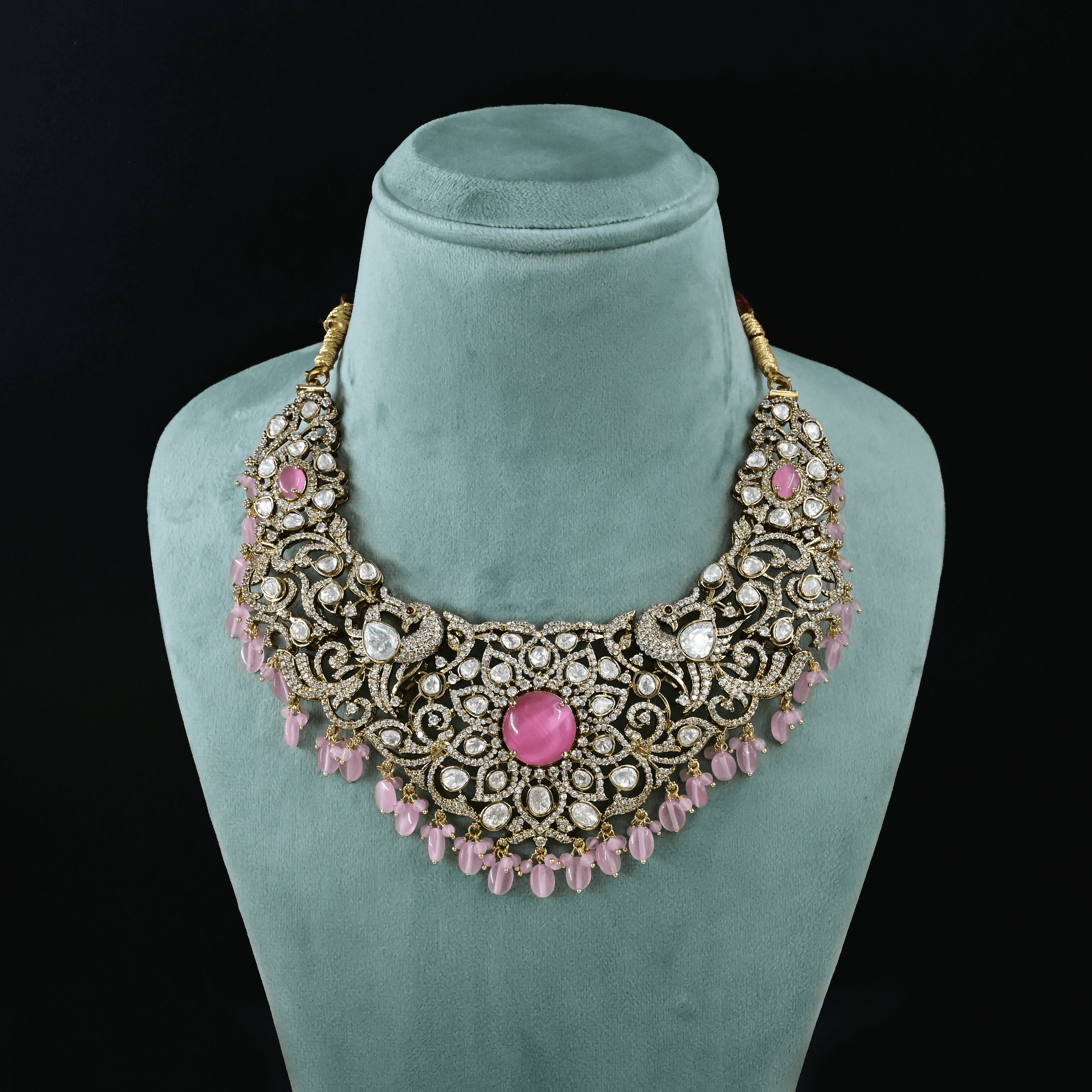 Victorian Heavy Necklace Set – Veeha Beauty