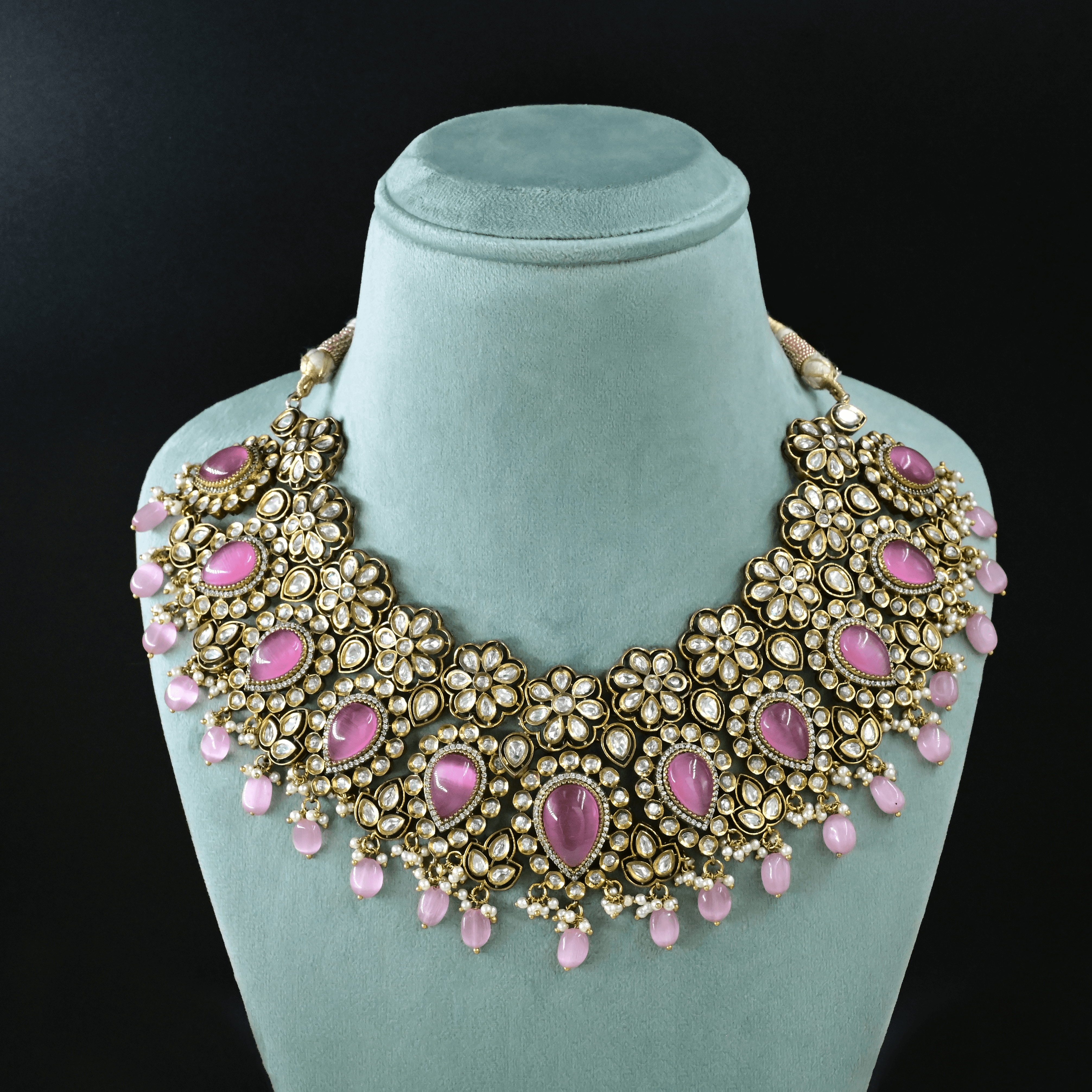 Victorian Heavy Necklace Set – Veeha Beauty
