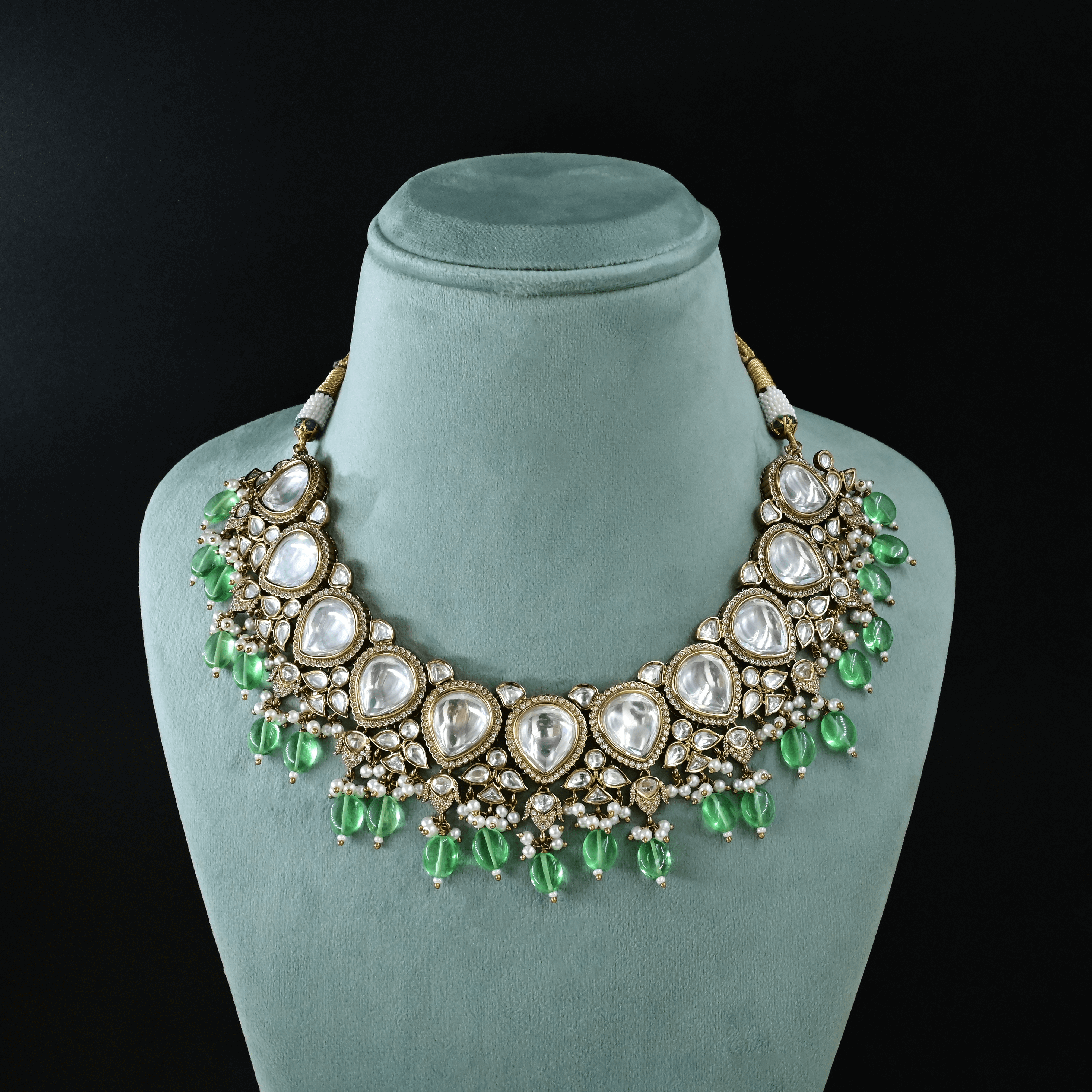 Victorian Heavy Necklace Set – Veeha Beauty