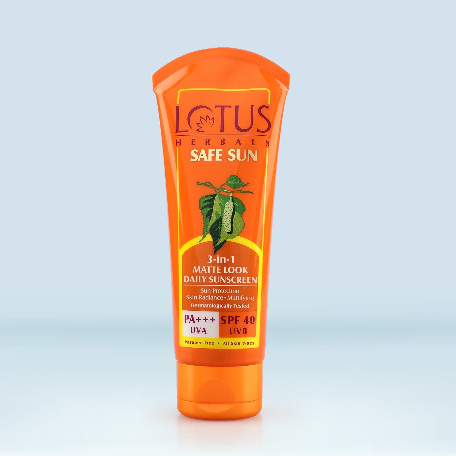 Lotus Herbals Safe Sun 3 In 1 Matte-Look Daily Sunscreen SPF 40 PA ...